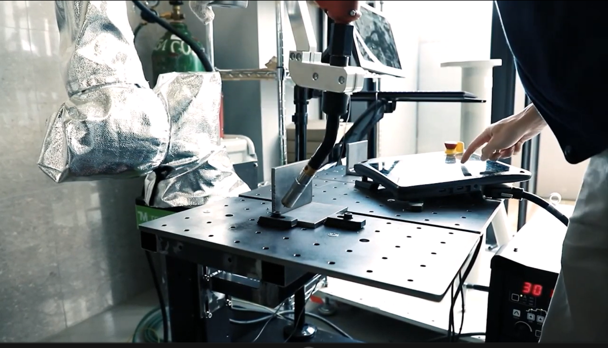 Enhancing Metal and Machining with Cobot Vision | Techman Robot